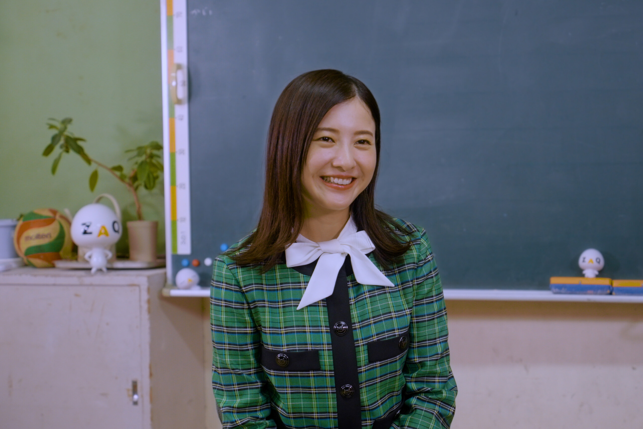 吉高由里子がチャーミングな小学校の先生に！ 新CM「ヨシタカ先生登場」篇公開 吉高は「家庭科とかで一緒にご飯を作りたい」 – TREND NEWS CASTER